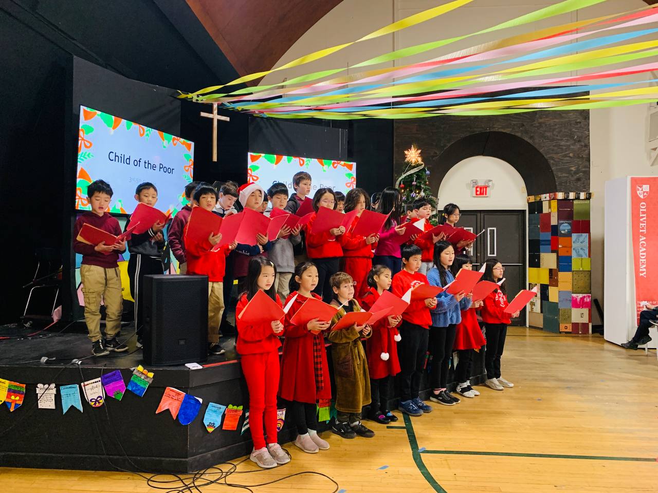 The Elementary School Conducts Christmas Concert - Olivet Academy