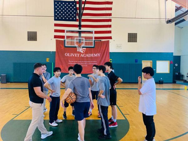 Basketball Team - Olivet Academy